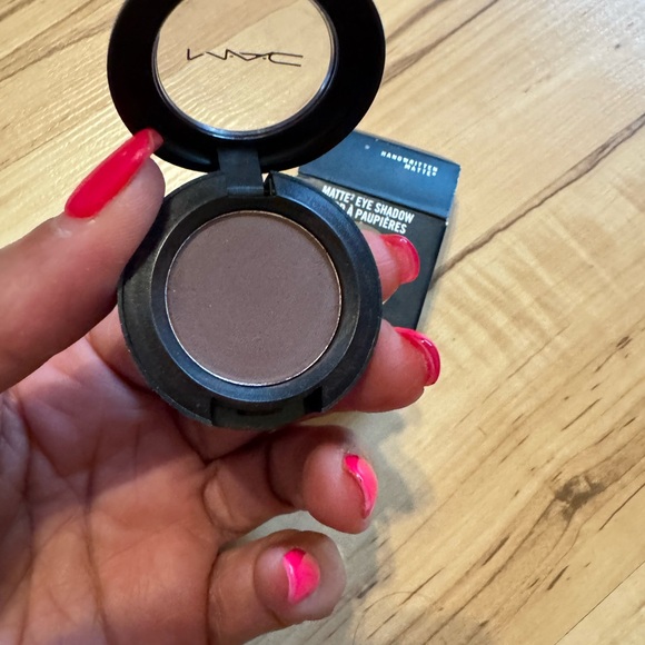 MAC Cosmetics | Makeup | Mac Cosmetics Brown Eyeshadow Matte Finish ...